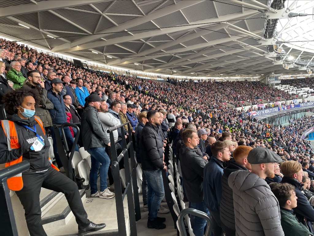 Arena Introduces Safety Rail System For Football Fans - fcbusiness
