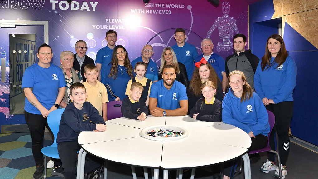 Everton Launch New EitC Partnership With Christopher Ward