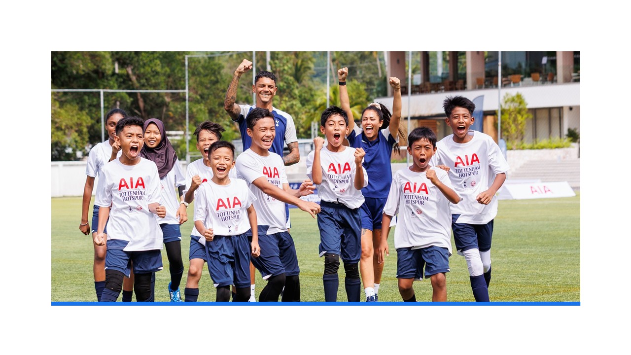 Tottenham Hotspur & AIA Sign Extended Partnership Deal - fcbusiness
